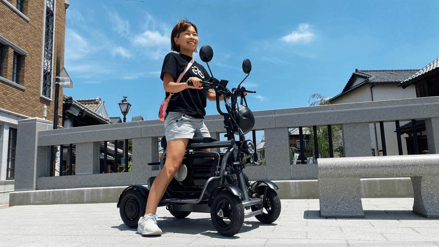 ELEMOs4MAX｜特定小型EV四輪 | ELEMOs エレモーズ 免許不要